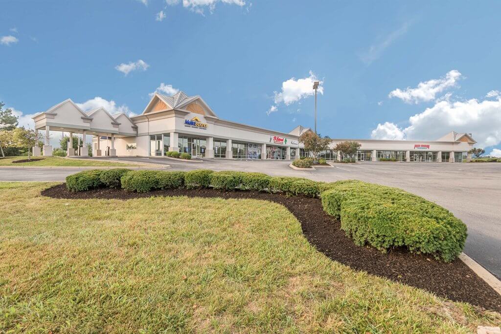 FRIEDMAN SELLS LOUISVILLE, KENTUCKY RETAIL CENTER - Friedman Real Estate